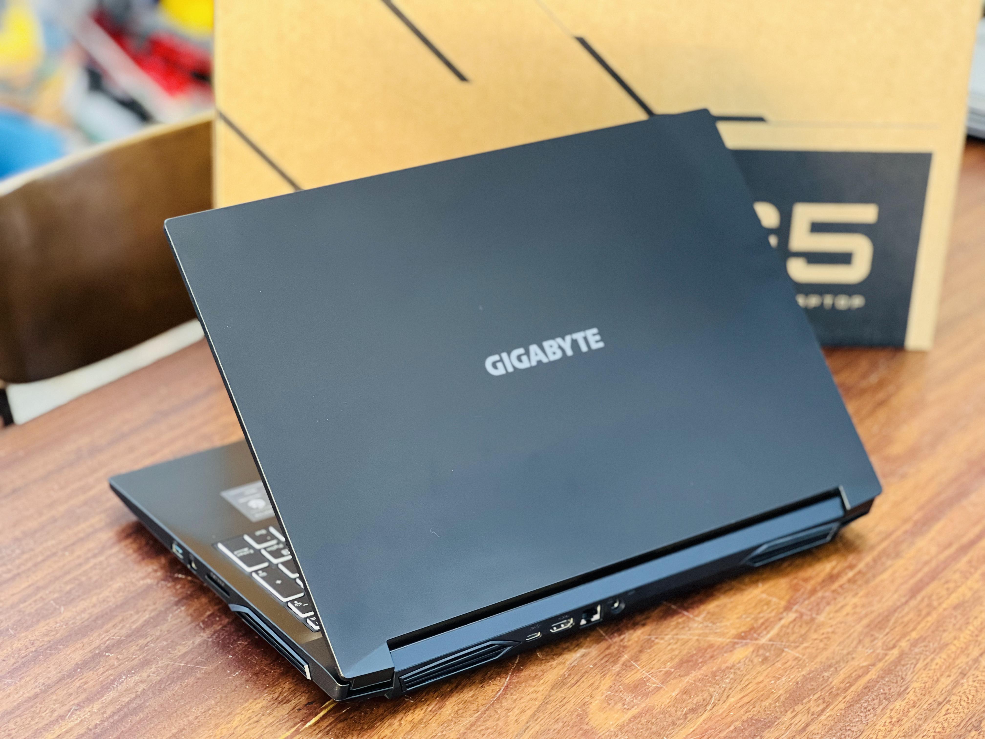 Laptop Laptop